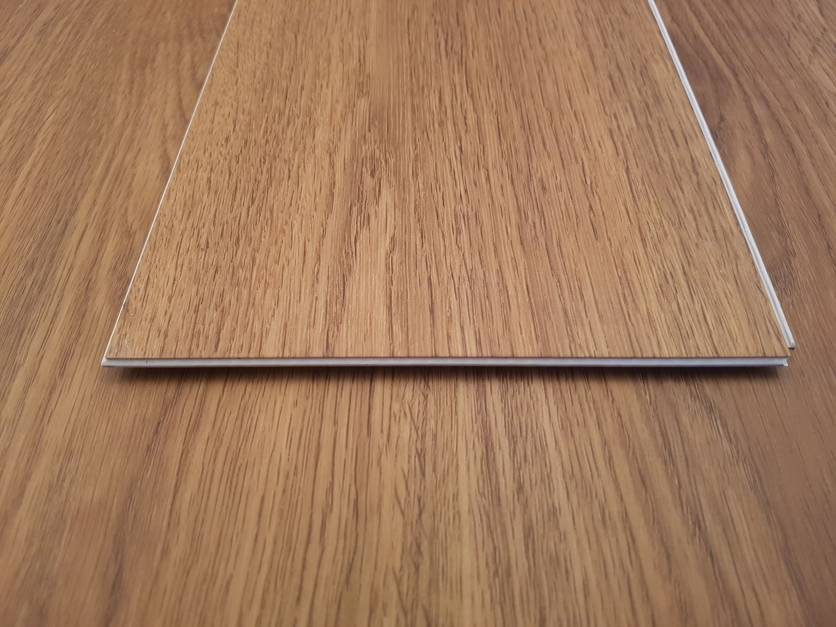 Vinyl 0,55 RIGID Click 54 - Navafloor